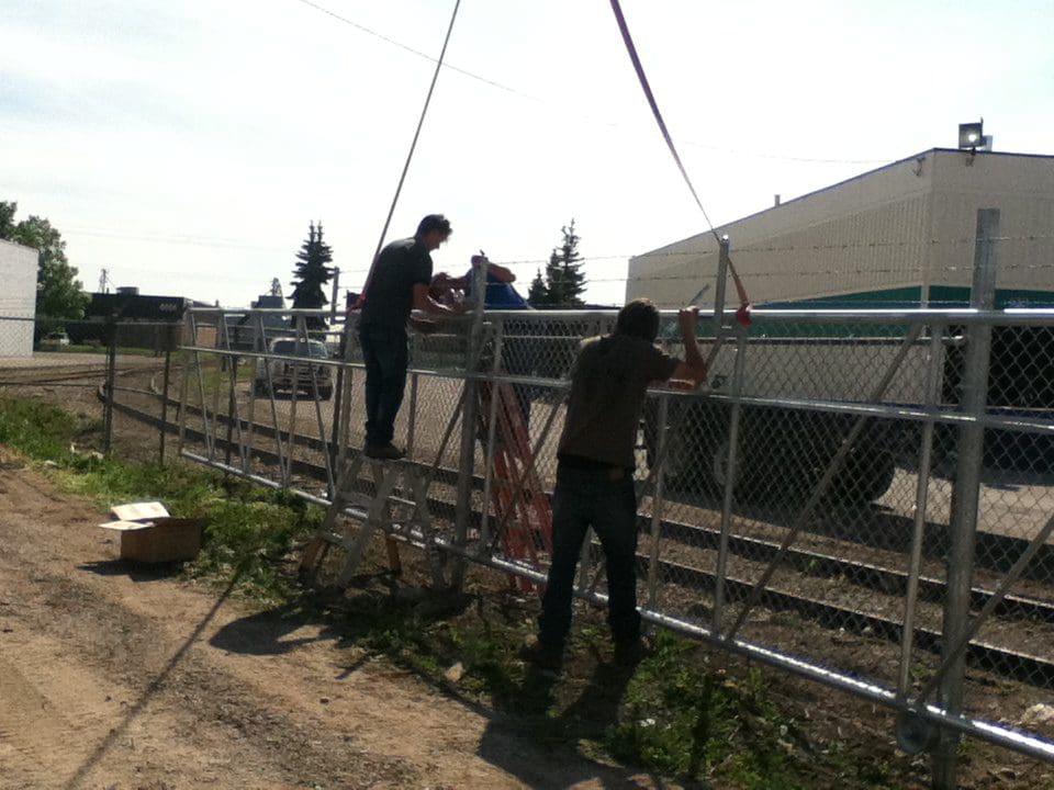 Residential & Commercial – Chain Link Fences - Built Rite Fence Inc.